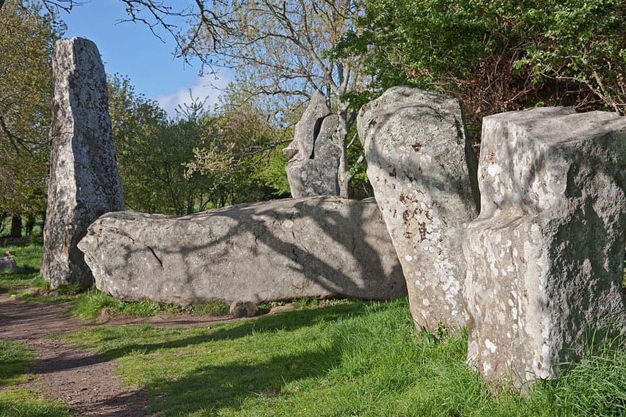 Patrimoine mégalithique de la commune d'Erdeven en Morbihan sud.